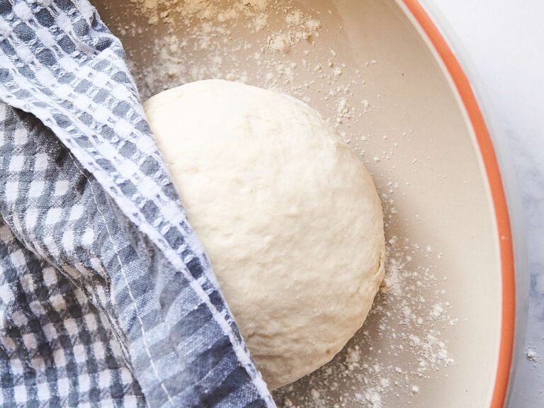 Pâte à pizza avec levure sèche - Recette - Gustini - Passione italiana